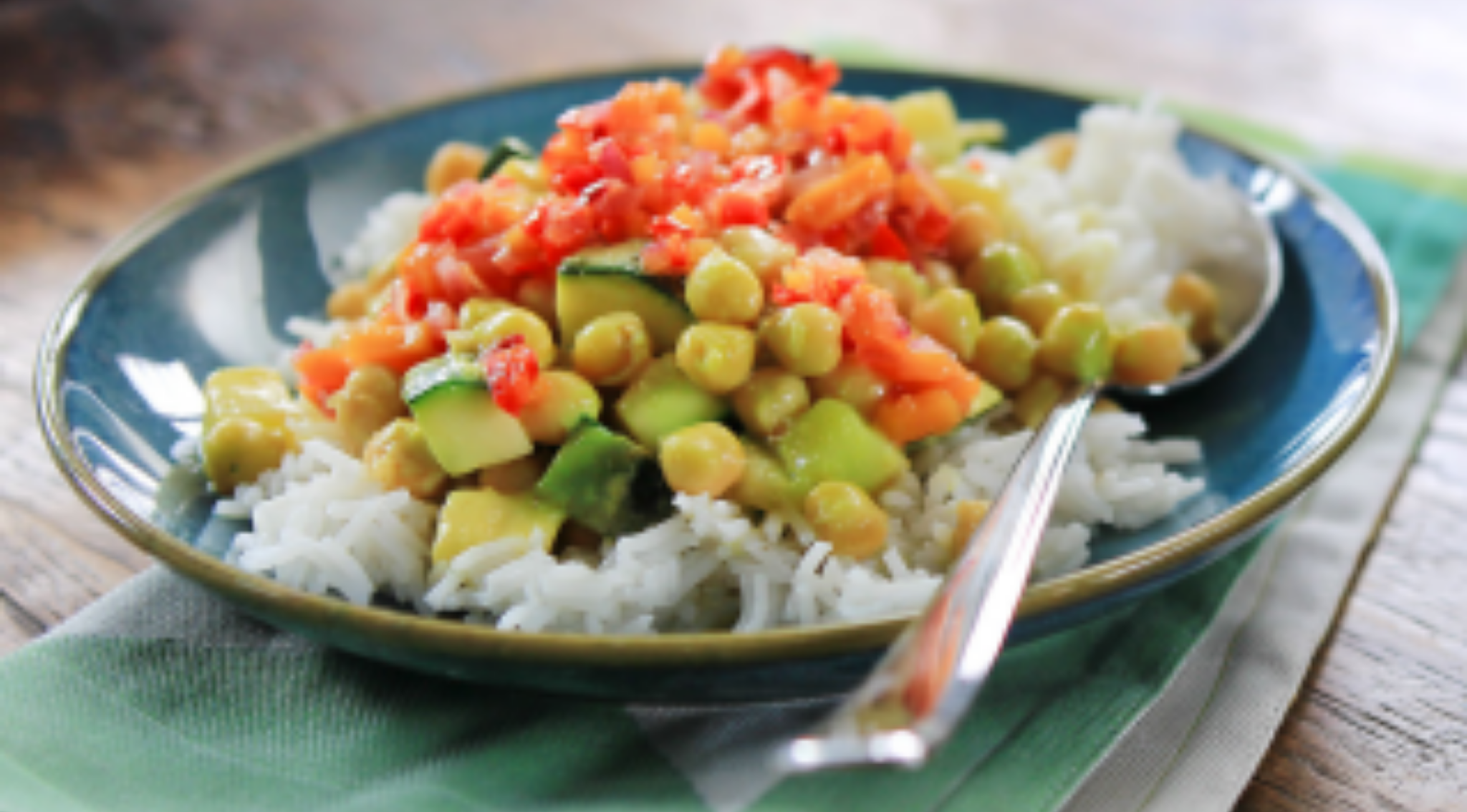 Recipe: Zucchini and chickpea curry with mango chutney | Fissler
