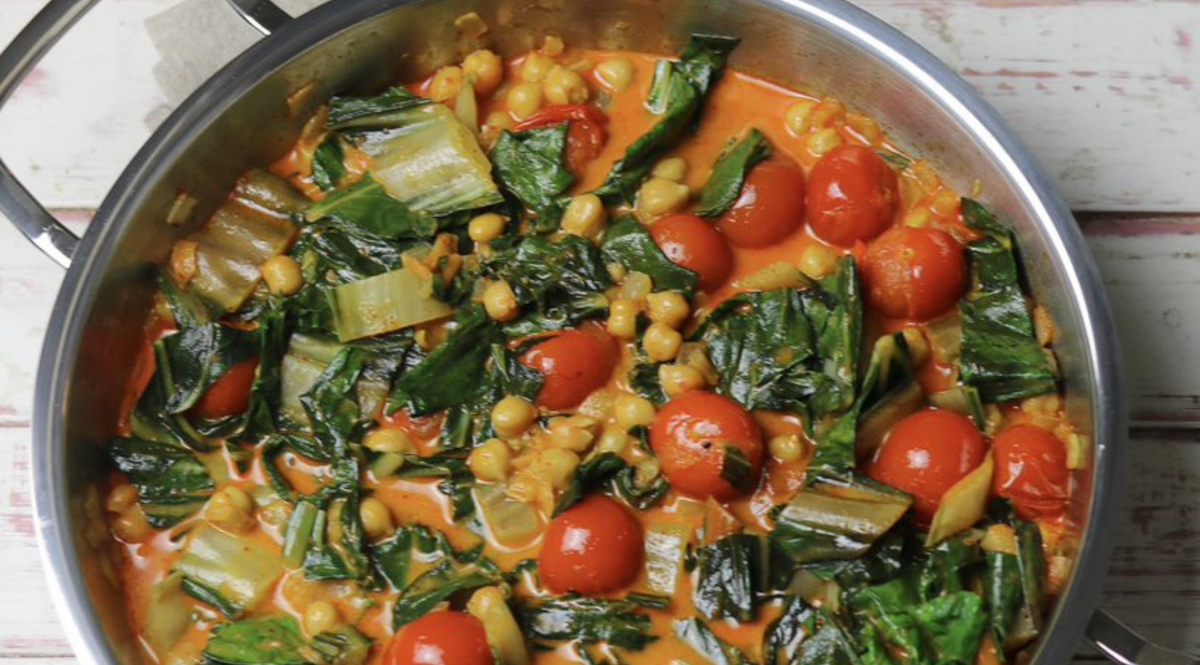 Recipe: Vegan Swiss Chard and Chickpea Curry | Fissler
