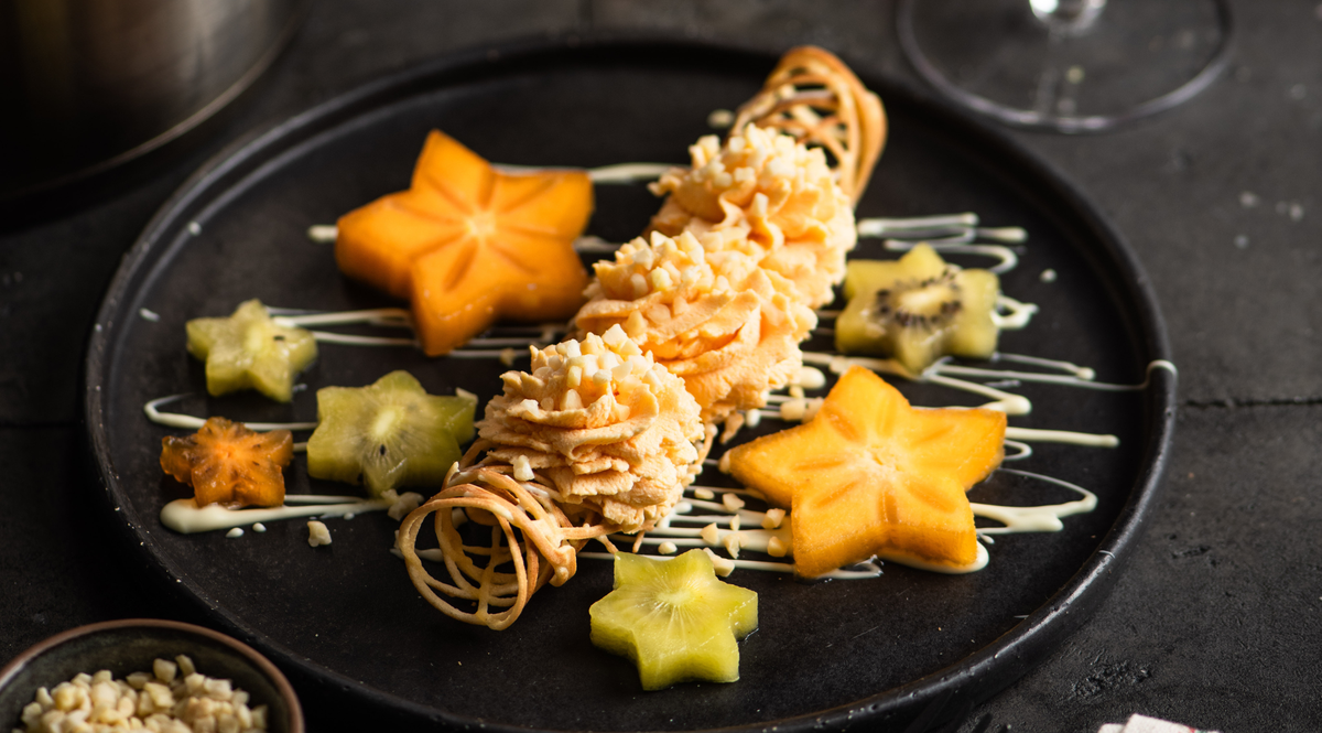 Top-quality pancakes with sweet potato and white chocolate cream