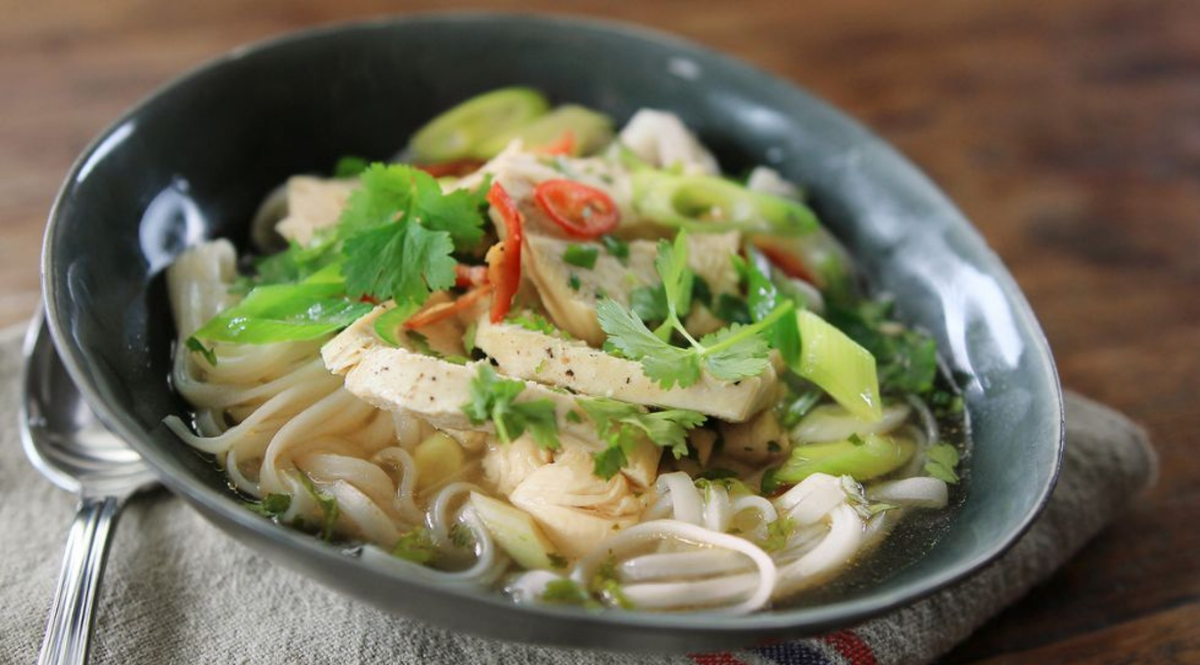 Recipe: Pho Ga with chicken breast & rice noodles | Fissler