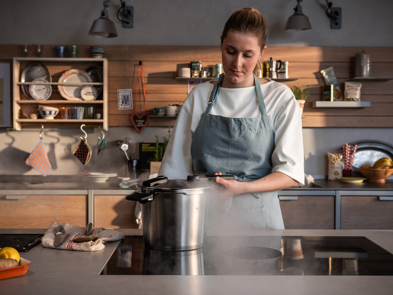 Vitaquick® Premium pressure cooker | Fissler